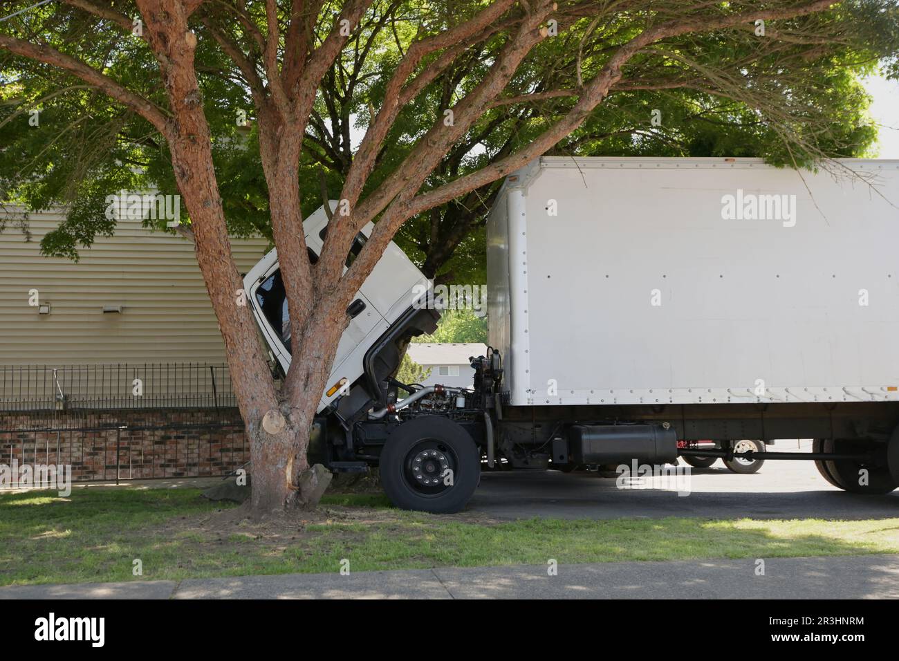Cab over engine truck hi-res stock photography and images - Alamy