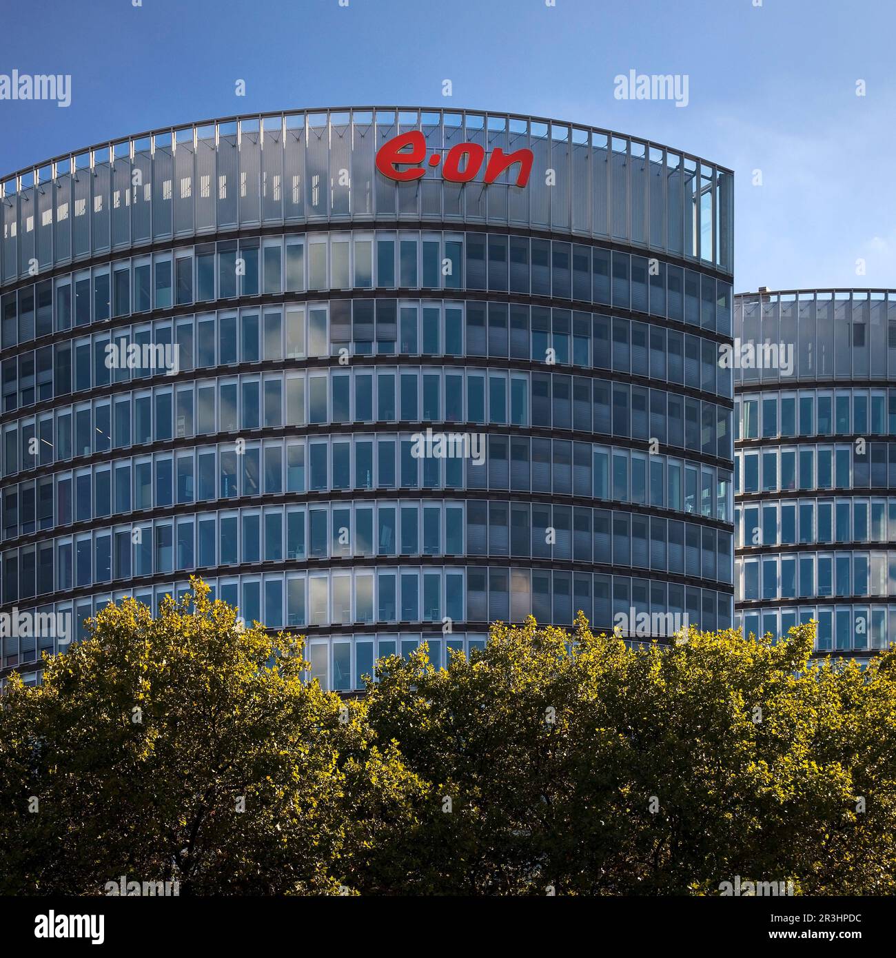 Eon logo hi-res stock photography and images - Alamy