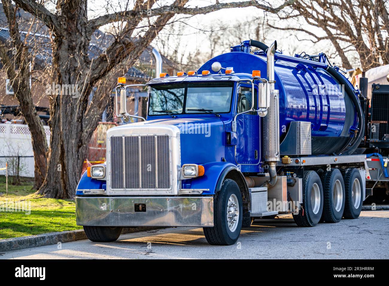 Industrial standard day cab big rigs blue semi truck with orange ...