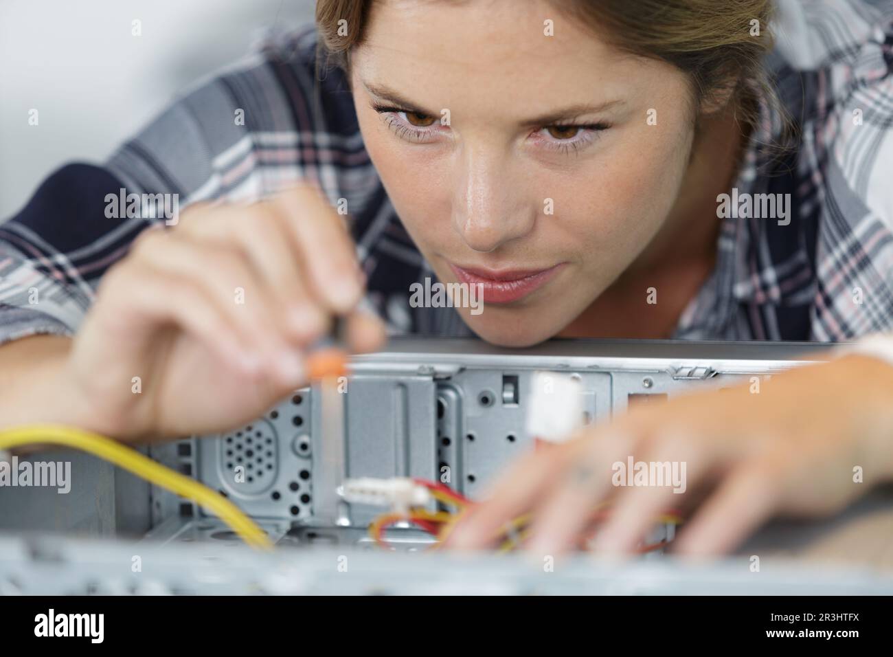 Soldering smiling hi-res stock photography and images - Alamy