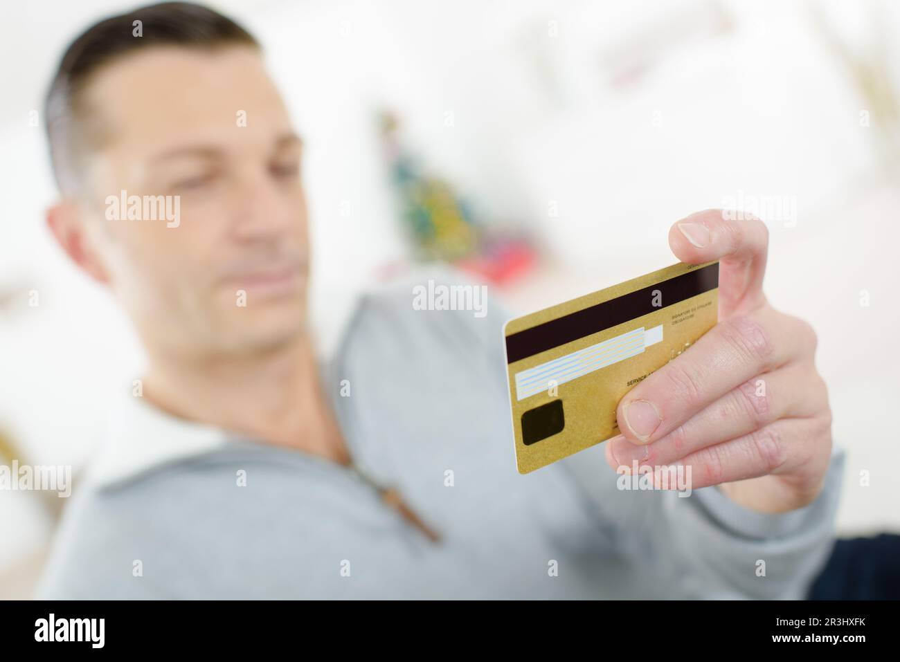 Man credit card statement hi-res stock photography and images - Alamy