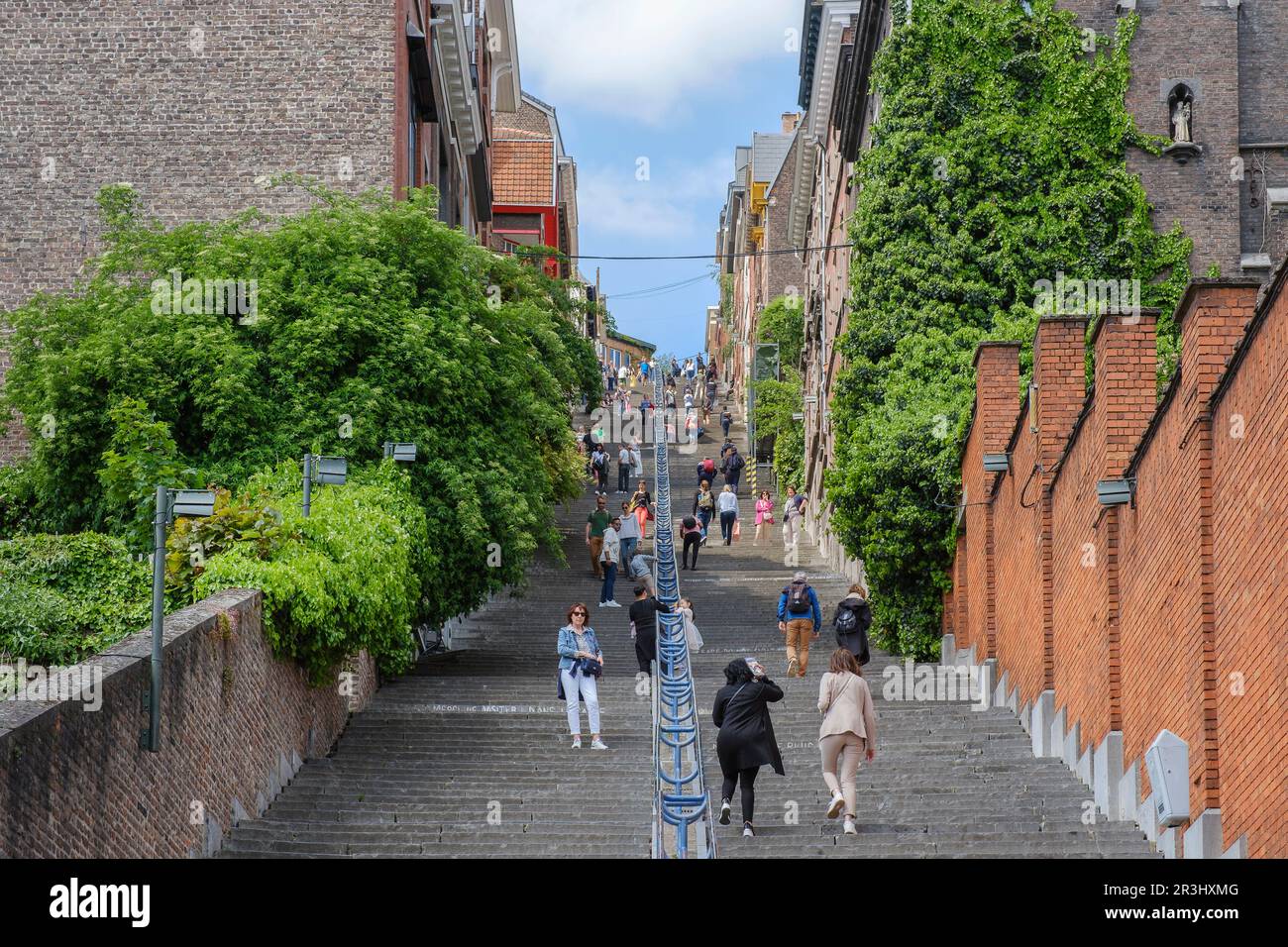 Die Montagne de Bueren, zu deutsch Bueren-Berg, ist eine Treppe im ...