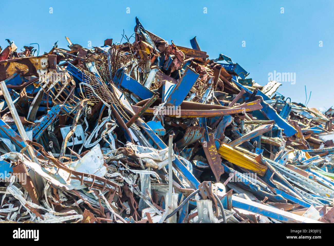 Consumerist chaos of ferrous Stock Photo - Alamy