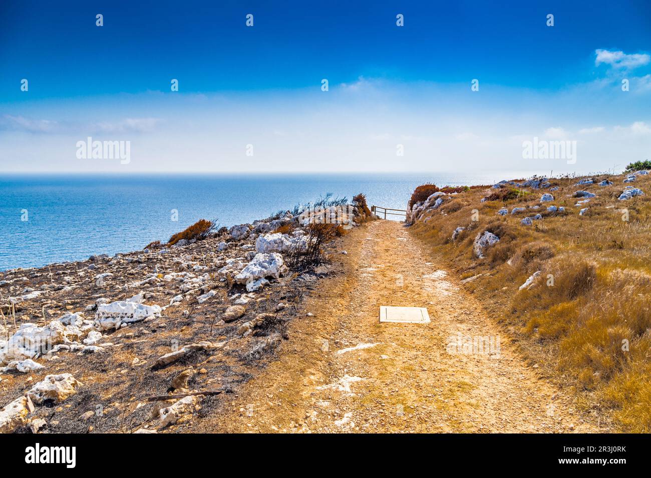 Overlooking sky hi-res stock photography and images - Alamy