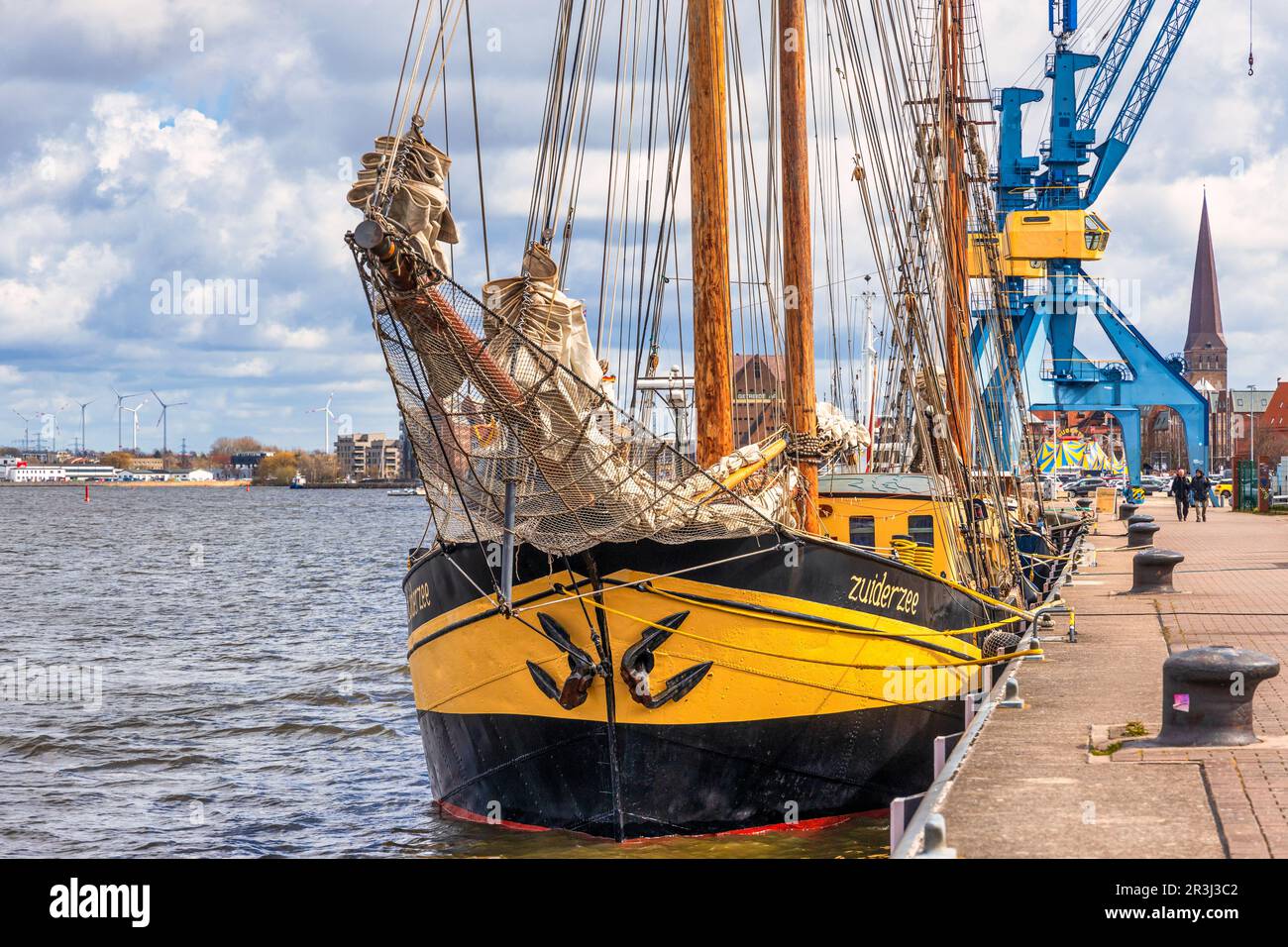 Hafenanlage rostock hi-res stock photography and images - Alamy