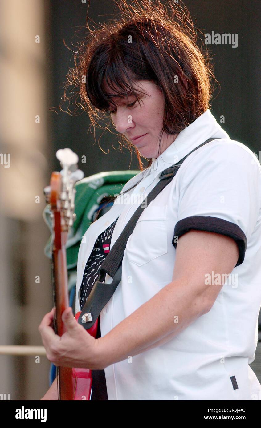 Imola Italy 2004-06-20 : Kim Shattuck bassist of Pixies during the ...