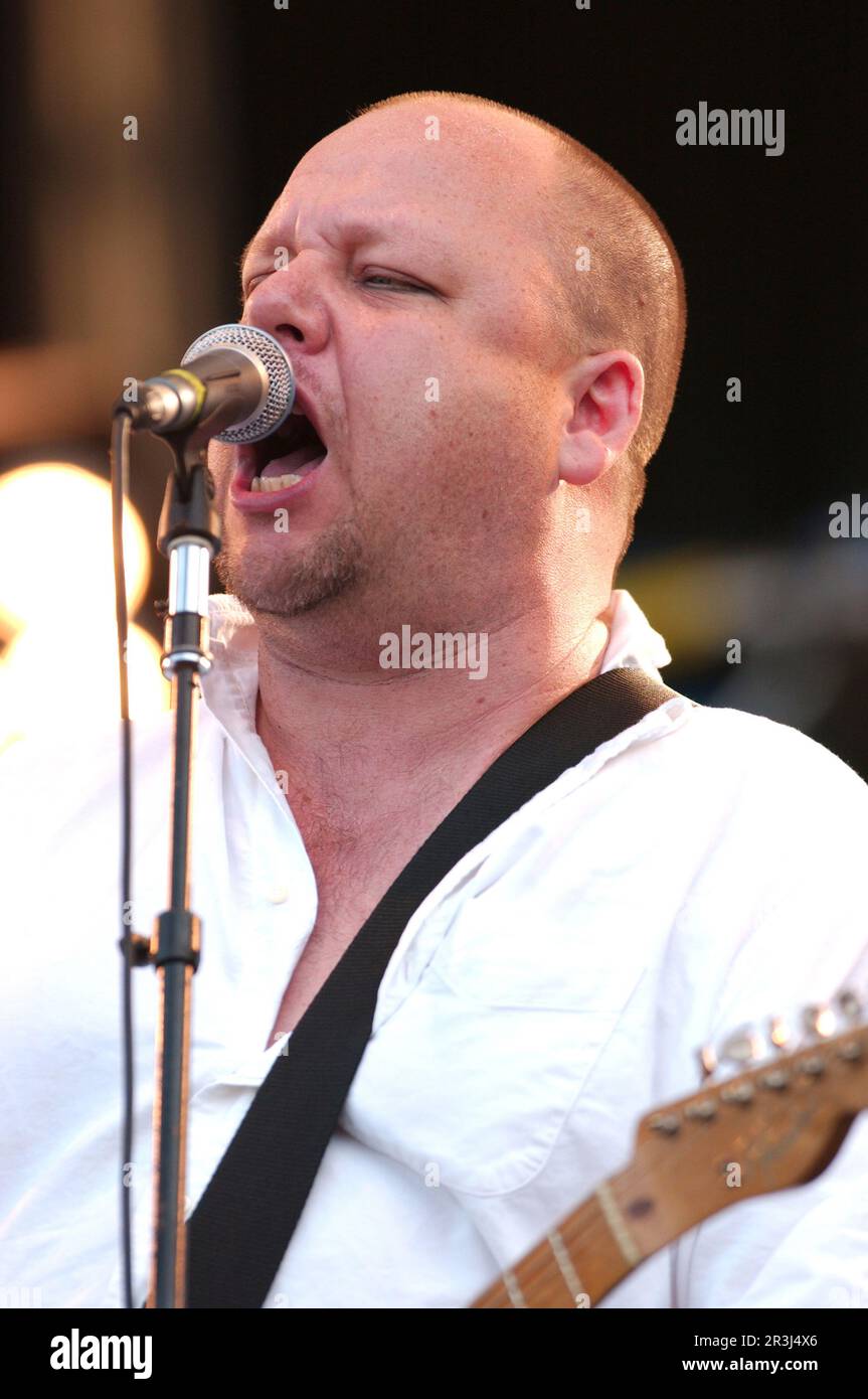 Pixies heineken jammin festival 2004 hi-res stock photography and ...