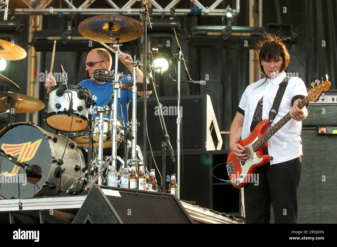 Imola Italy 2004-06-20 : Kim Shattuck bassist and the drummer David ...