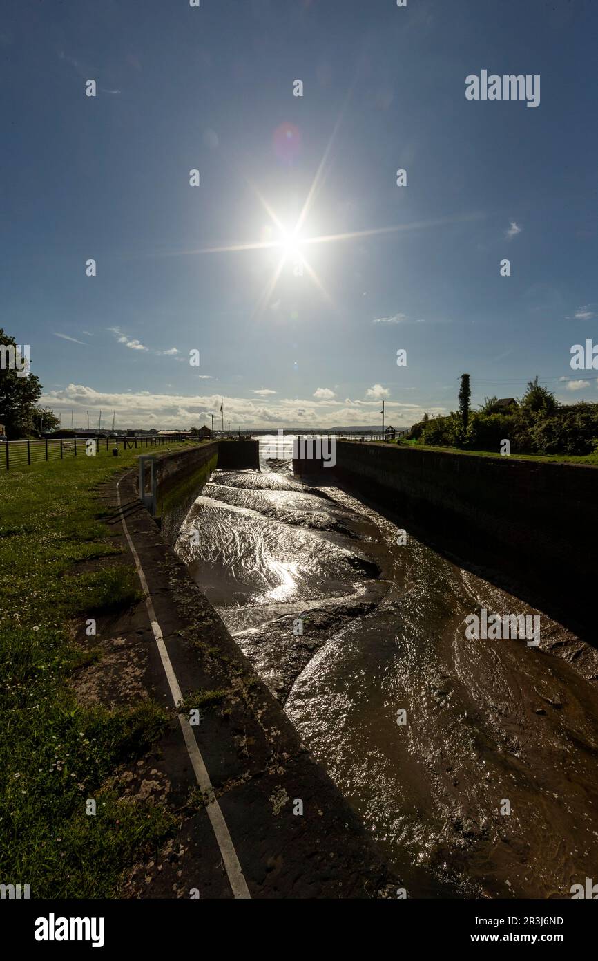 Port of lydney hi-res stock photography and images - Alamy