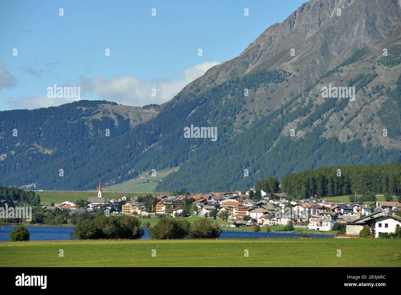 Dam triangle hi-res stock photography and images - Alamy