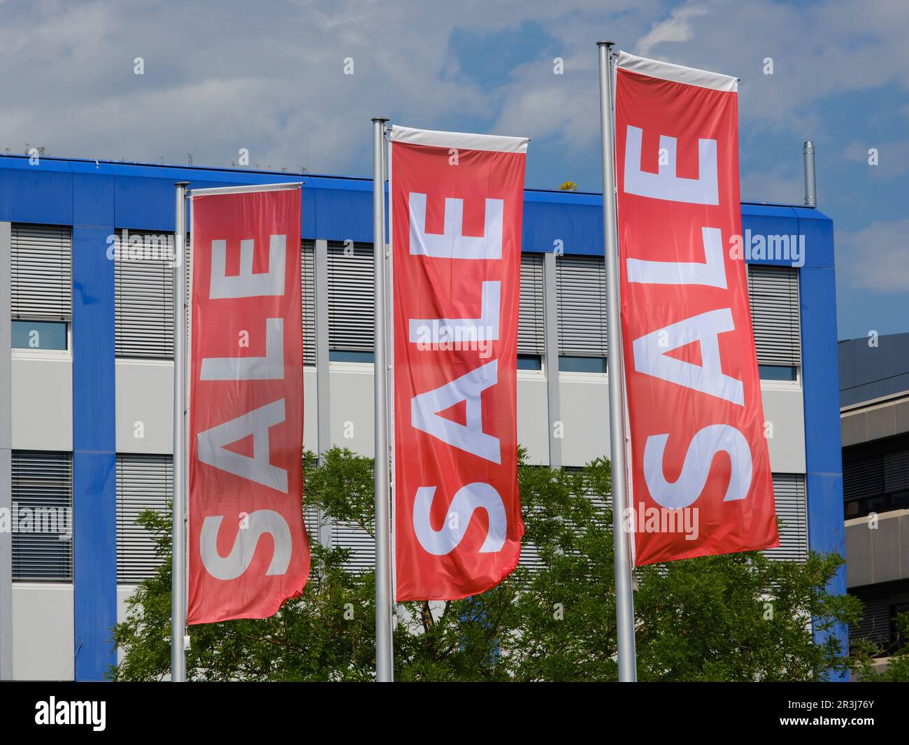 Sale flag hi-res stock photography and images - Alamy