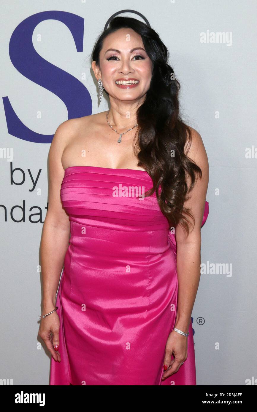 LOS ANGELES - MAY 23: Miranda Kwok at the 48th Annual Gracie Awards at ...