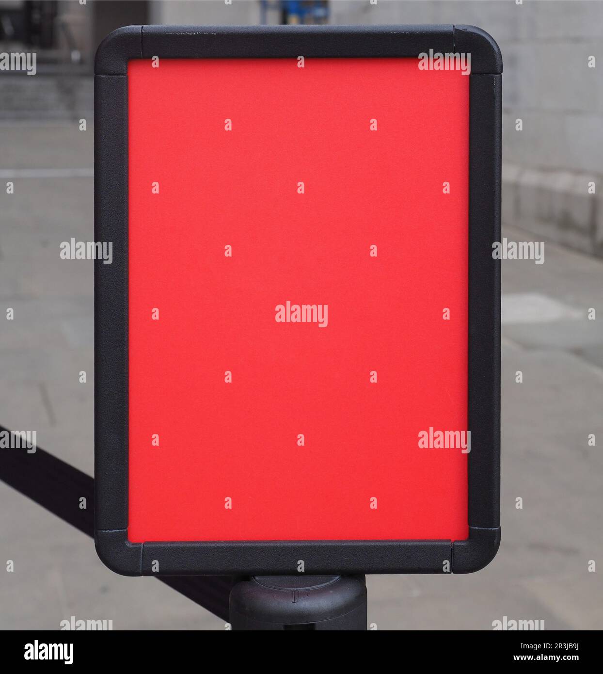 Blank sign with red background Stock Photo - Alamy