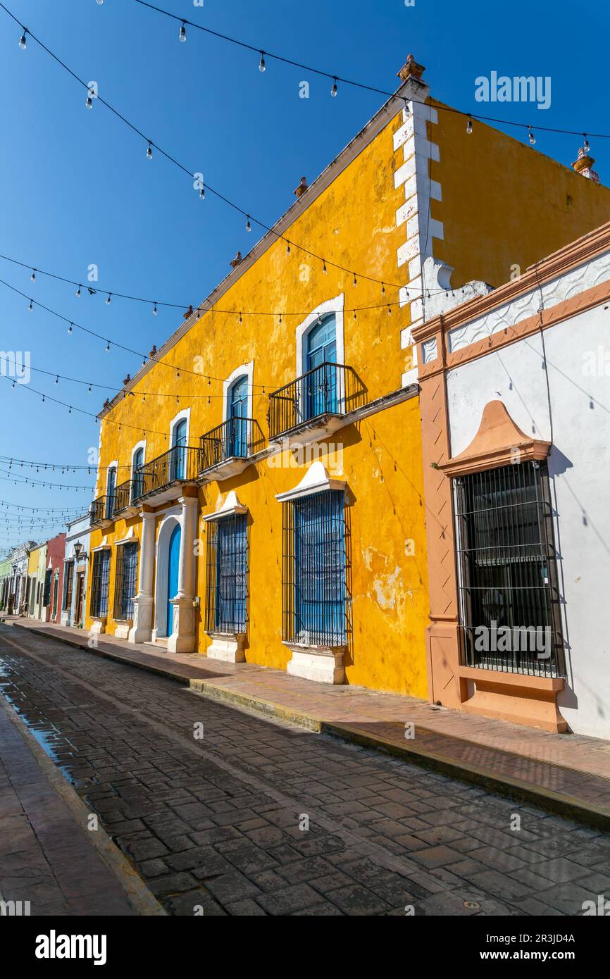 Row of colourful Spanish colonial buildings, Campeche city centre ...