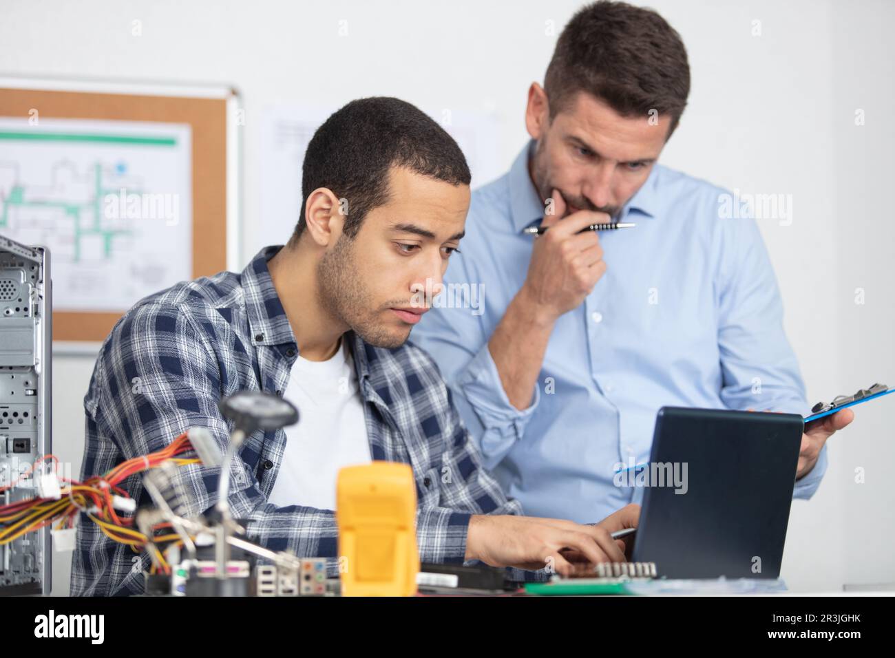 Technical practice teacher hi-res stock photography and images - Alamy