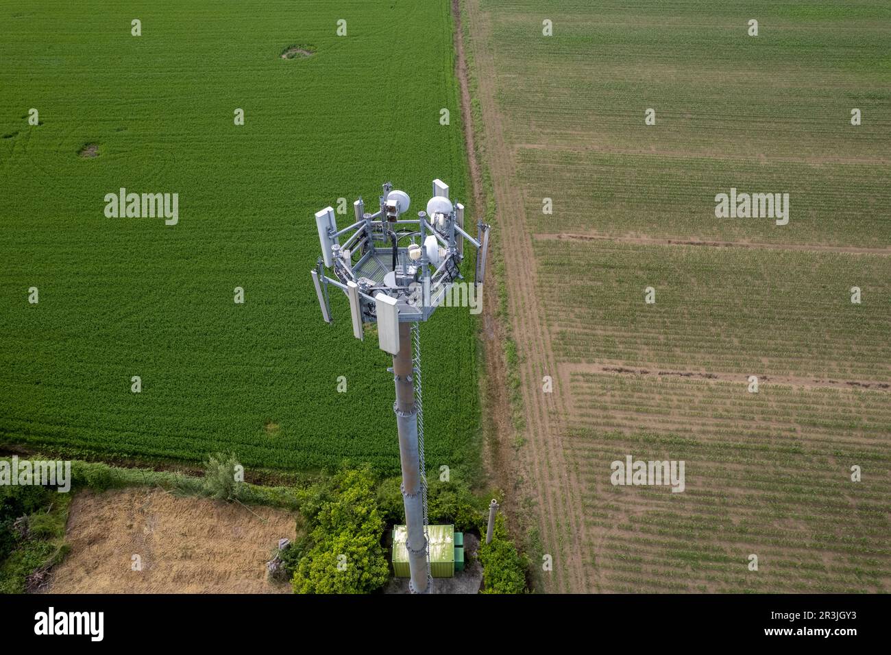 5G Cell Towers on countryside rural background in Italy Stock Photo - Alamy