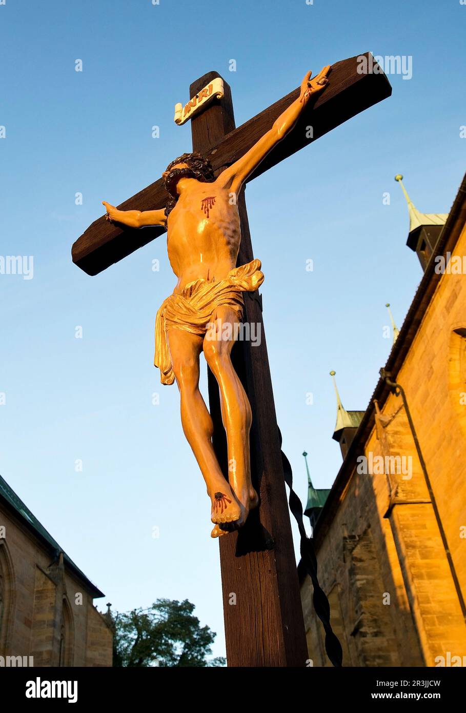 Jesus Christ on the cross between Erfurt Cathedral and Severikirche ...