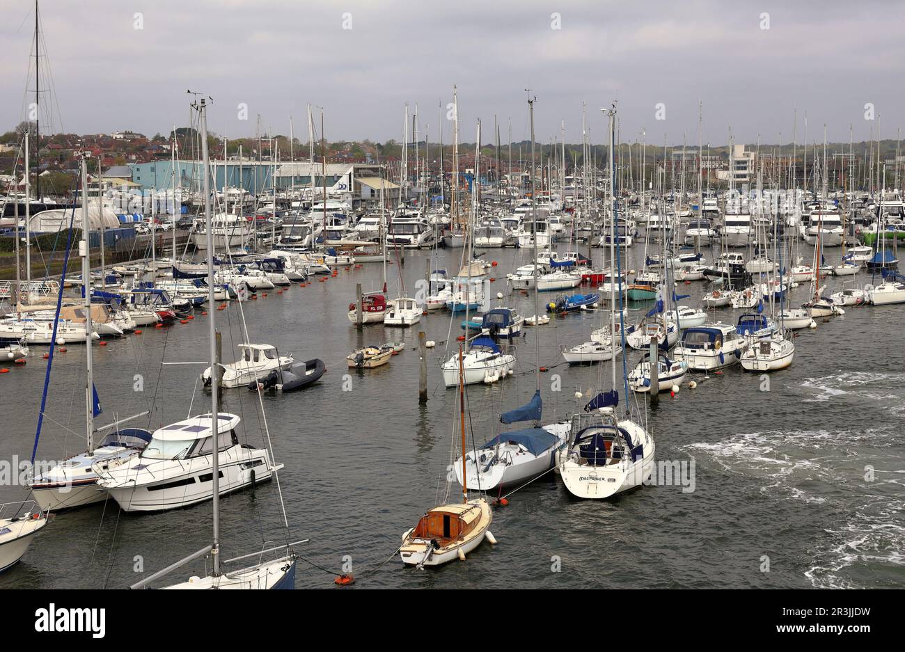 Lymington estuary hi-res stock photography and images - Alamy