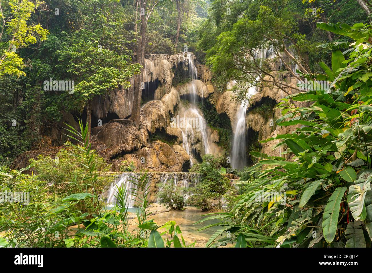 Der mehrstufige Kuang Si Wasserfall bei Luang Prabang, Laos, Asien ...