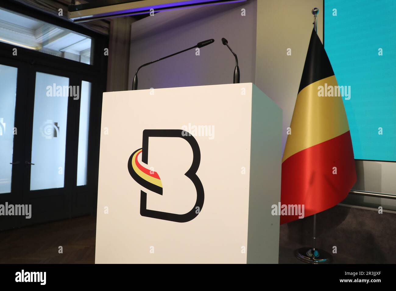 Solvay logo hi-res stock photography and images - Alamy