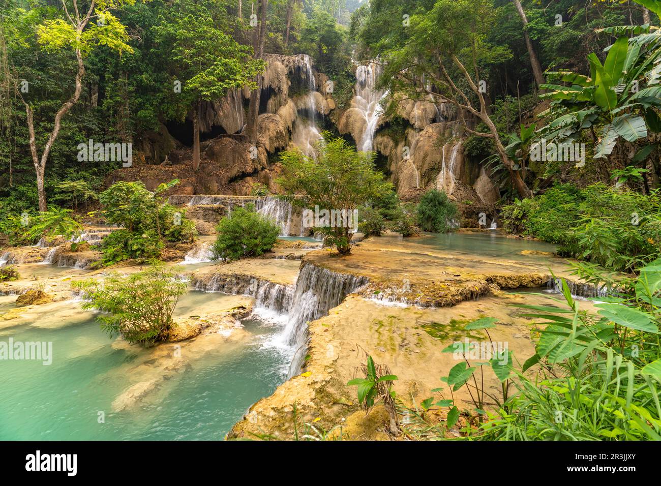 Der mehrstufige Kuang Si Wasserfall bei Luang Prabang, Laos, Asien ...