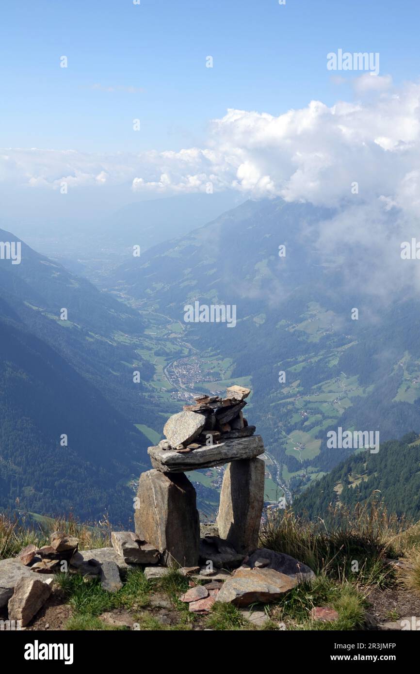 Stone maennchen at the Fleckner Stock Photo - Alamy