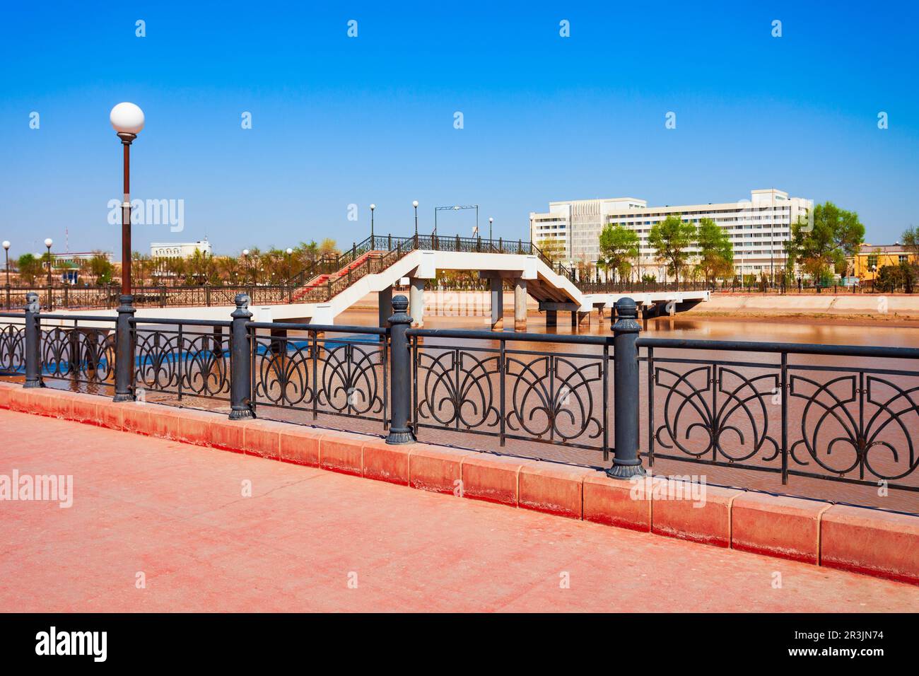 Bridge through Shavat canal in Urgench city, Uzbekistan Stock Photo - Alamy