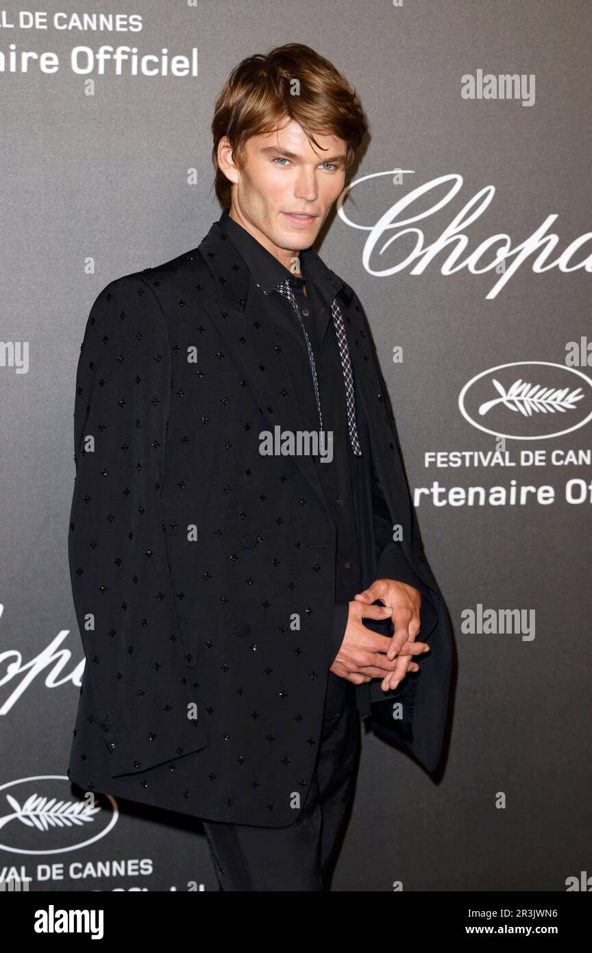 Jordan Barrett bei der Chopard Art Gala während des Festival de Cannes ...