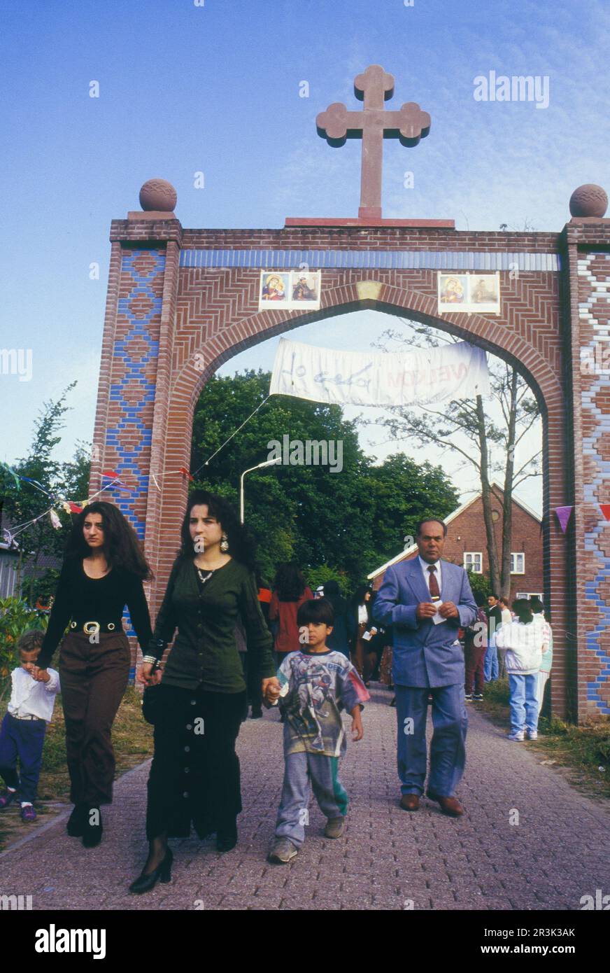 Churchgoers walk hi-res stock photography and images - Alamy