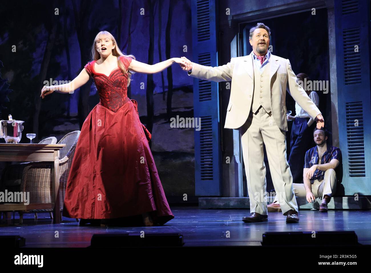 Anna unwin hi-res stock photography and images - Alamy