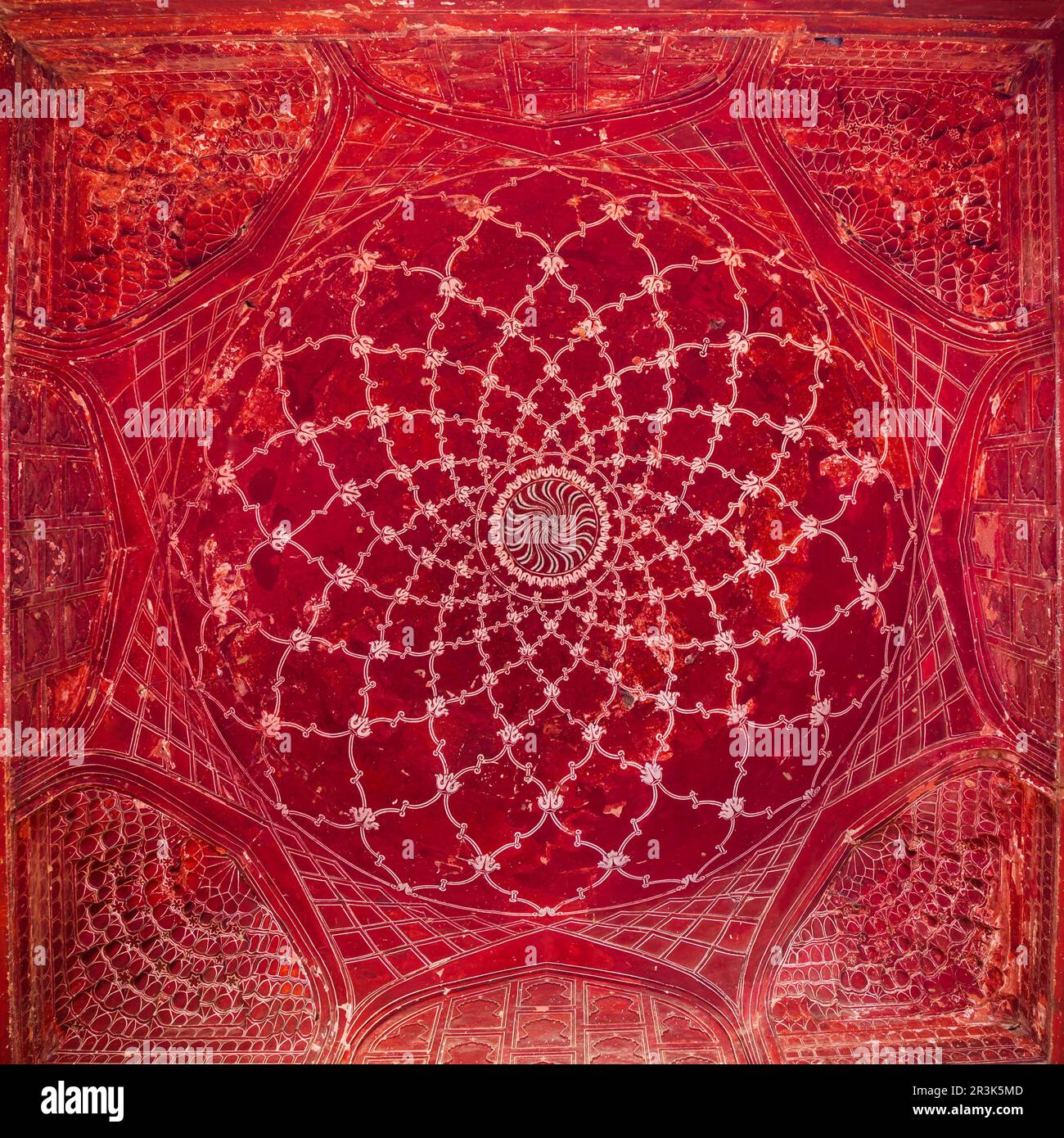 Geometric pattern background on the wall of Taj Mahal palace in Agra ...