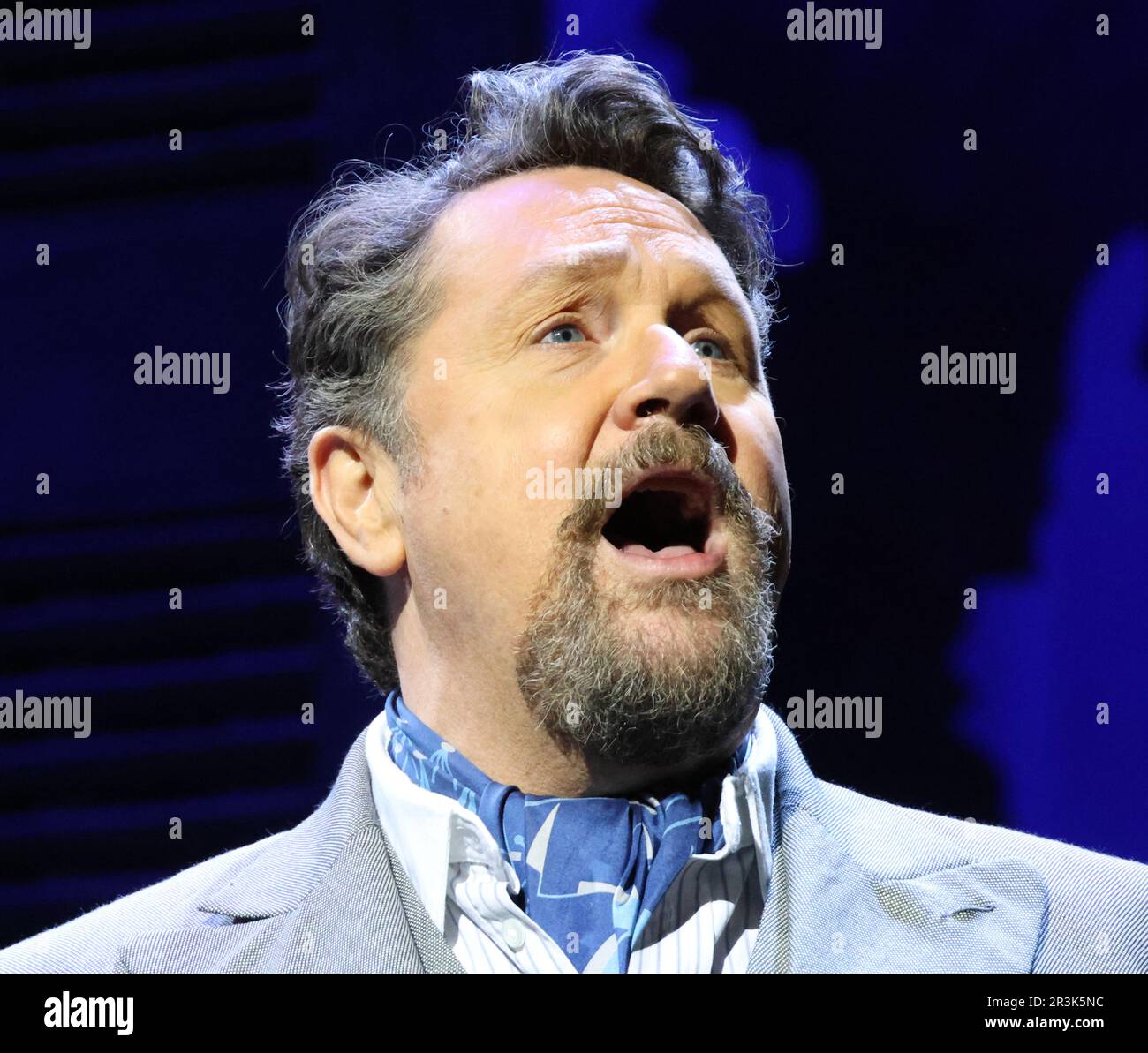 Michael Ball, Aspects of Love - Production Photography, Lyric Theatre ...