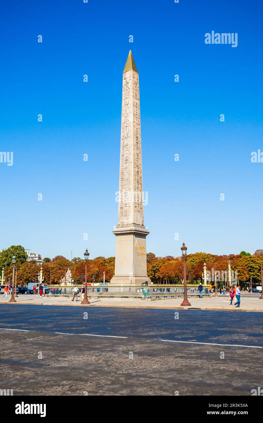Place de la Concorde of Concorde Square is one of the major public ...