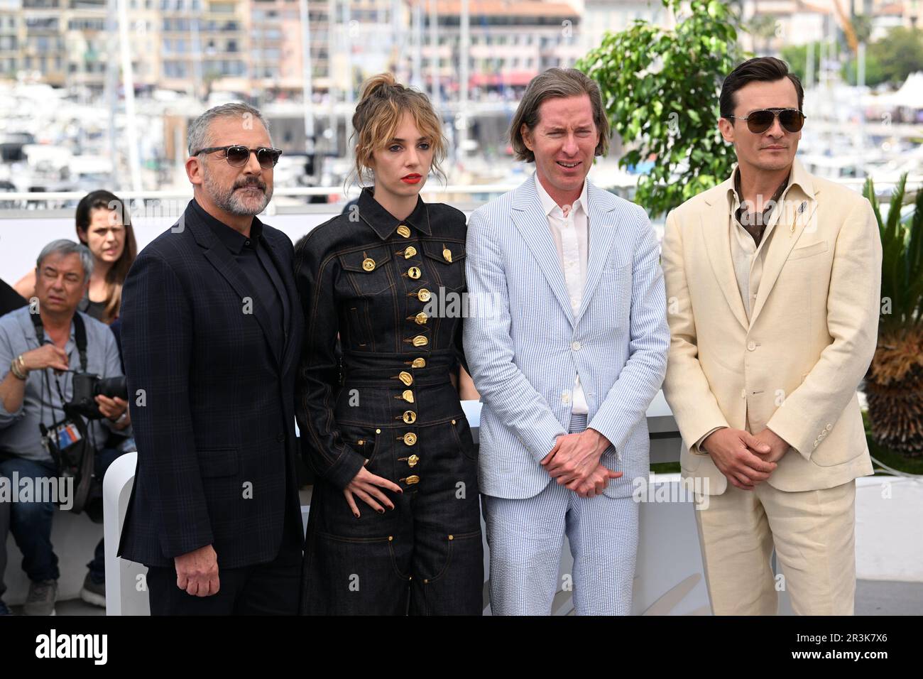 (left to right) Steve Carell, Maya Hawke, director, Wes Anderson and ...