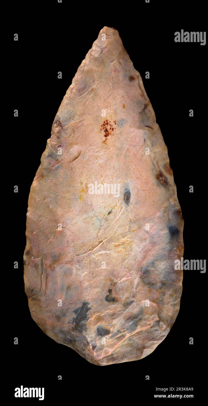 Point in chipped stone. Neolithic period. North Africa. 7,5 cm Stock ...