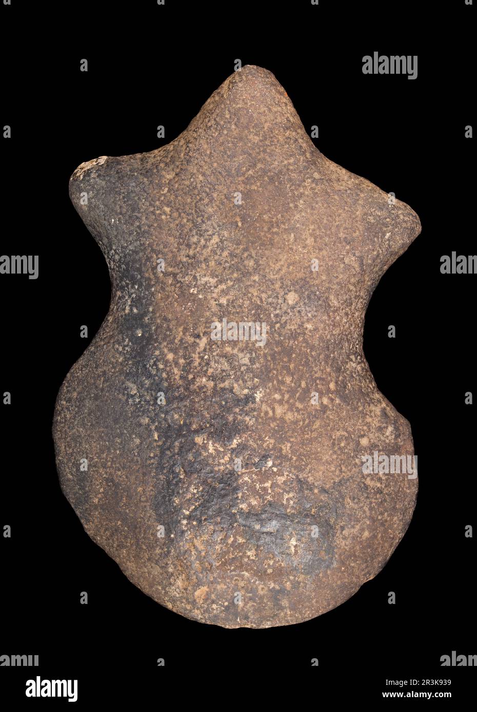 Ax with three digits. Basalt. North Africa, Tilemsi, Neolithic. 18 cm ...