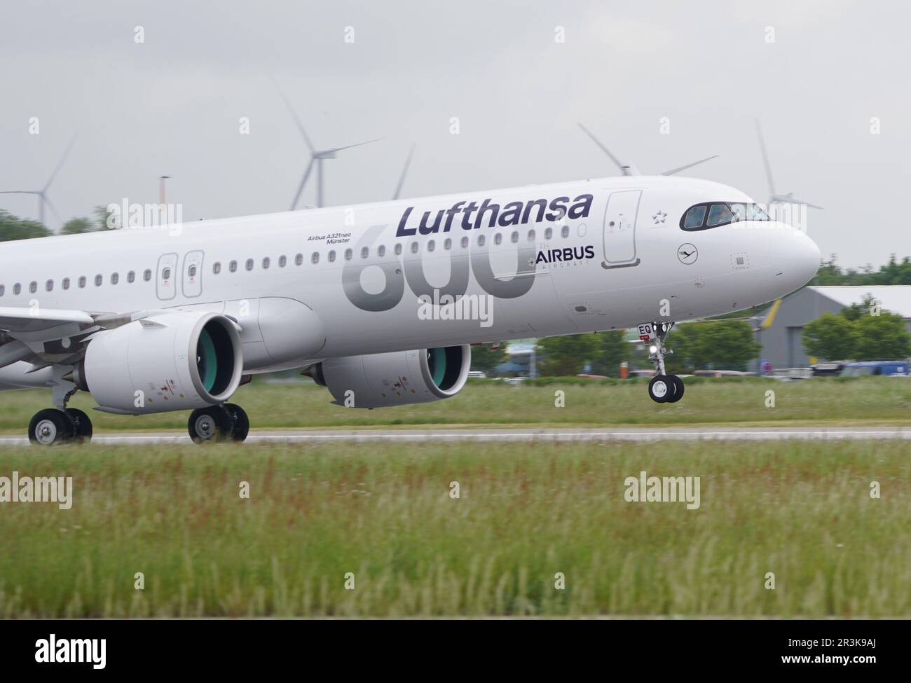 Hamburg, Germany. 24th May, 2023. Lufthansa's Airbus A321neo "Münster ...