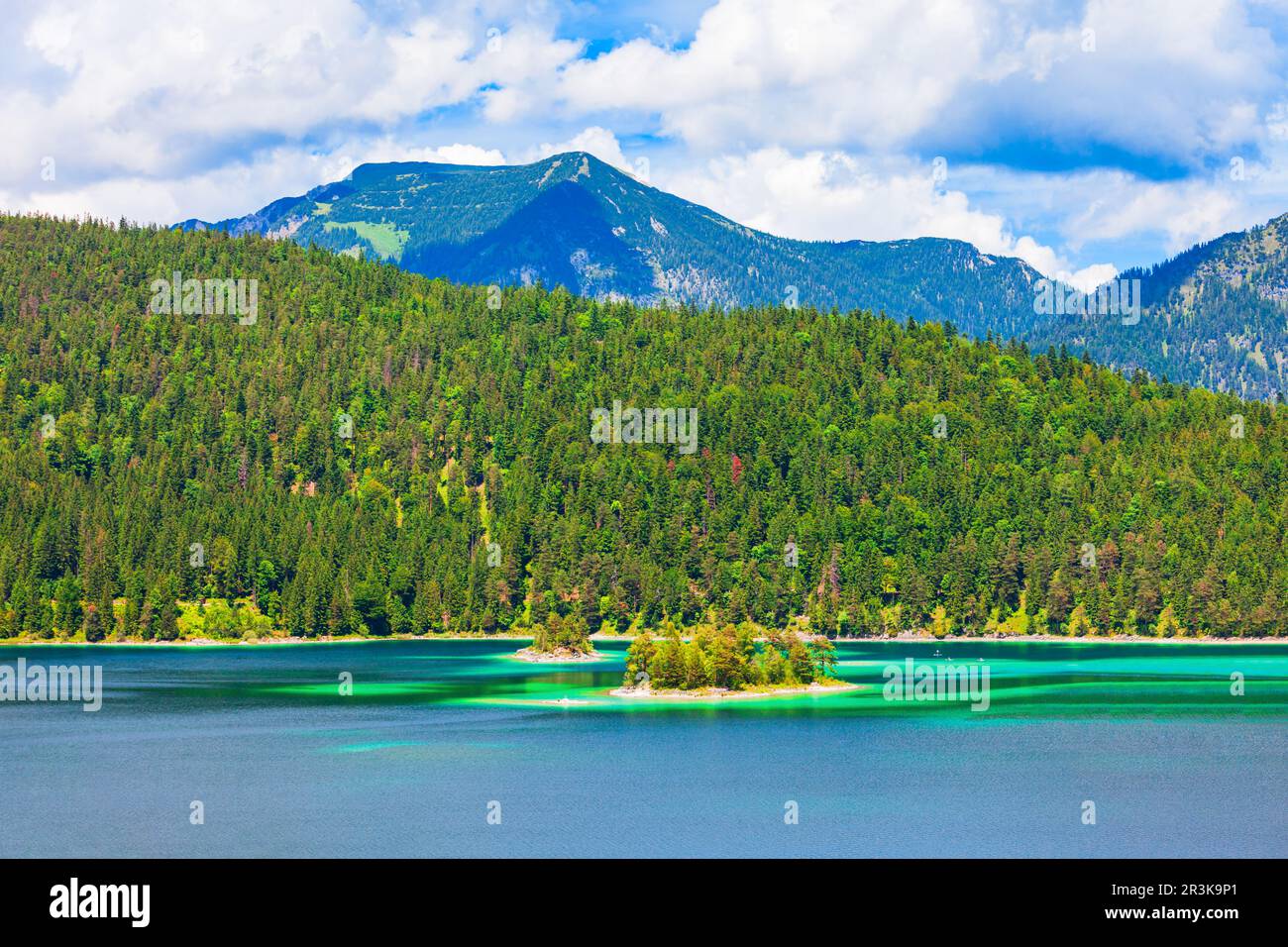 Eibsee lake near Garmisch-Partenkirchen town in Bavaria, Germany Stock ...