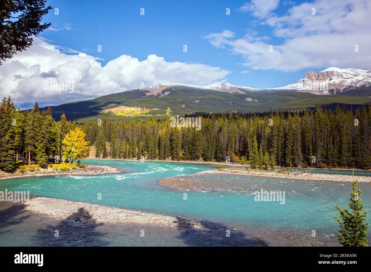 Icy mountain river hi-res stock photography and images - Alamy