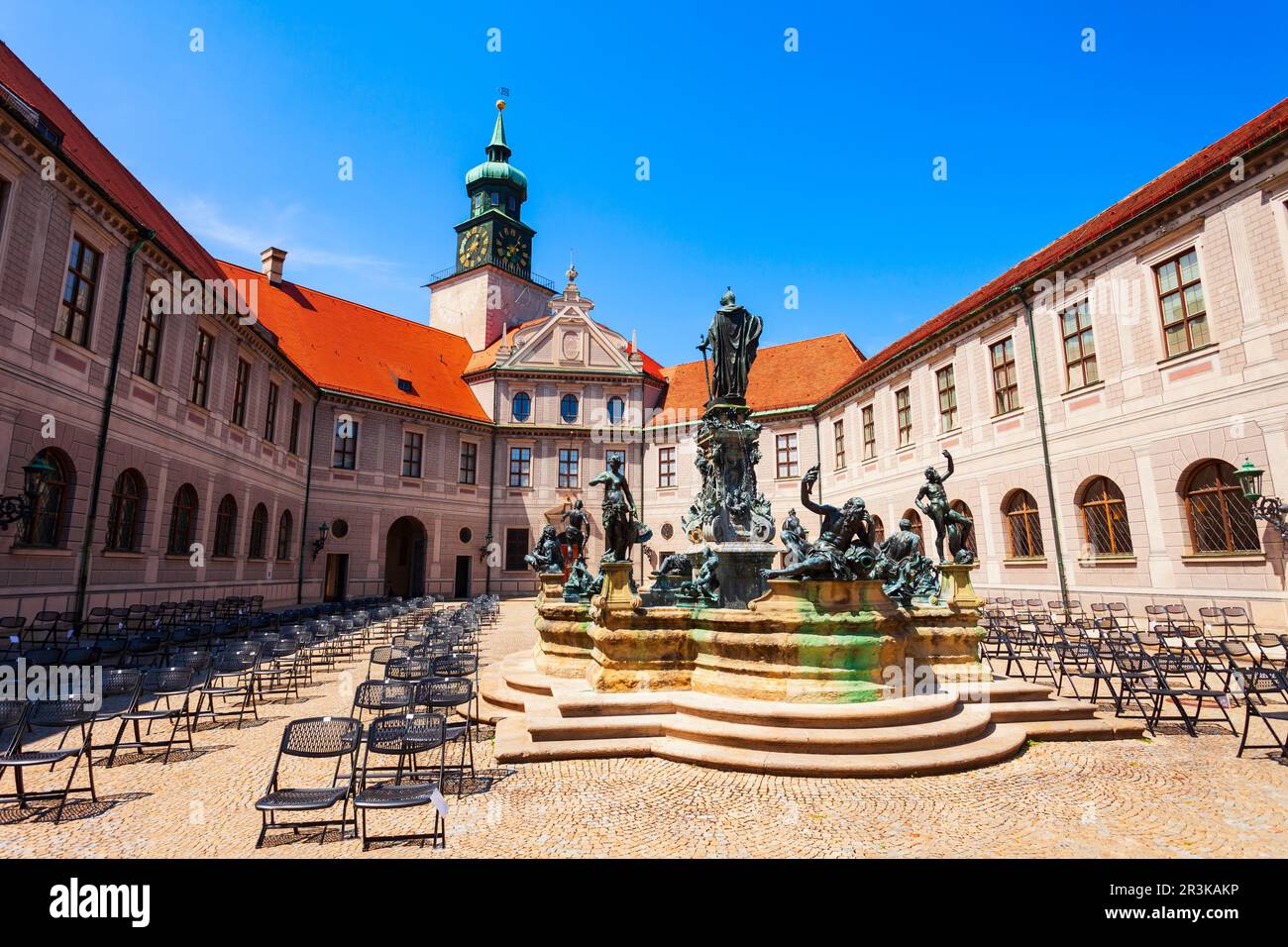 Wittelsbach fountain residence square hi-res stock photography and ...