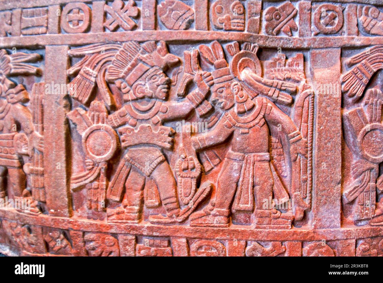 Cuauhxicalli de Moctezuma Ilhuicamina. Cultura Mexica. Museo Nacional ...