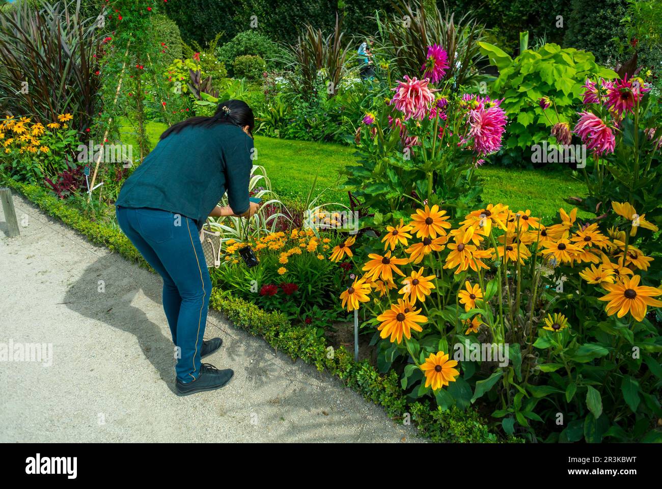 Paris, France, Tourists Visiting Plants Garden, Jardin des Plantes, in ...