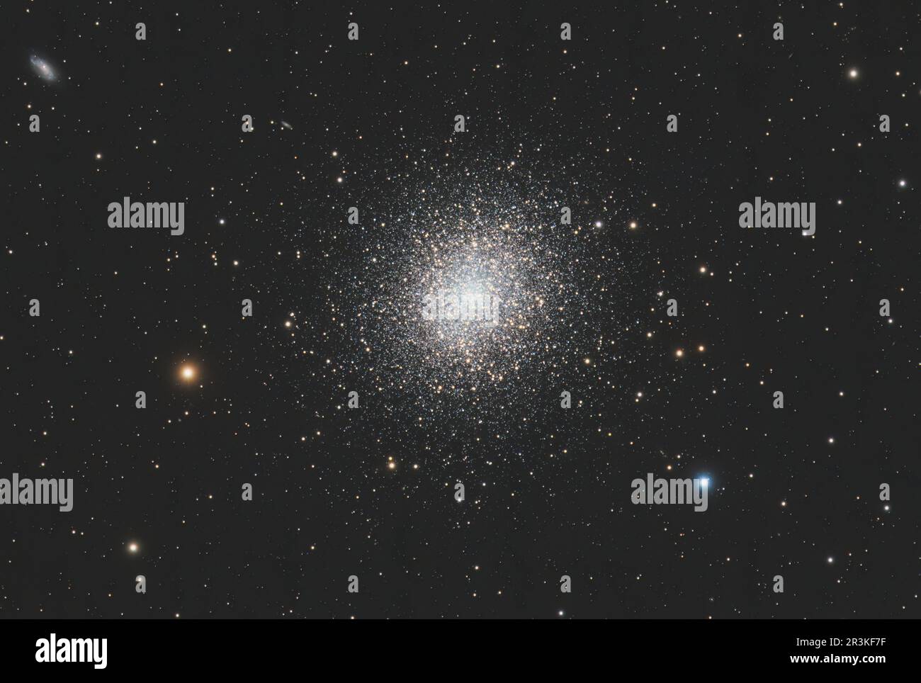 Hercules cluster of galaxies hi-res stock photography and images - Alamy