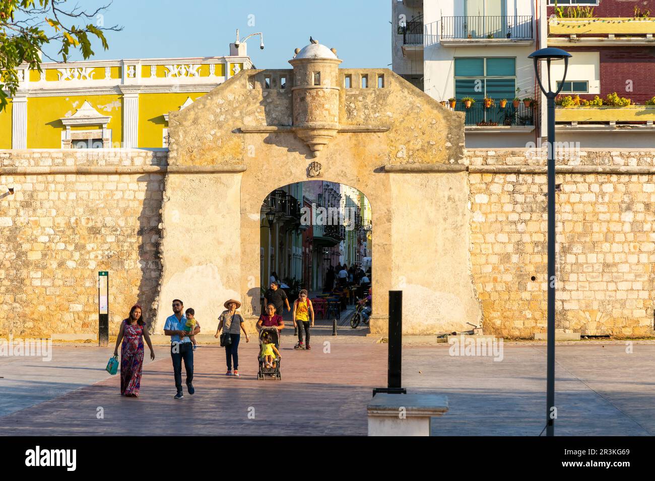 Puerta de Mar walled gateway into historic old town, Campeche city ...