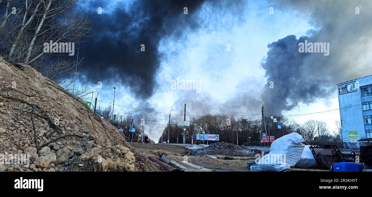 Smoke from fire in Chernihiv city after an air strike by Russian ...