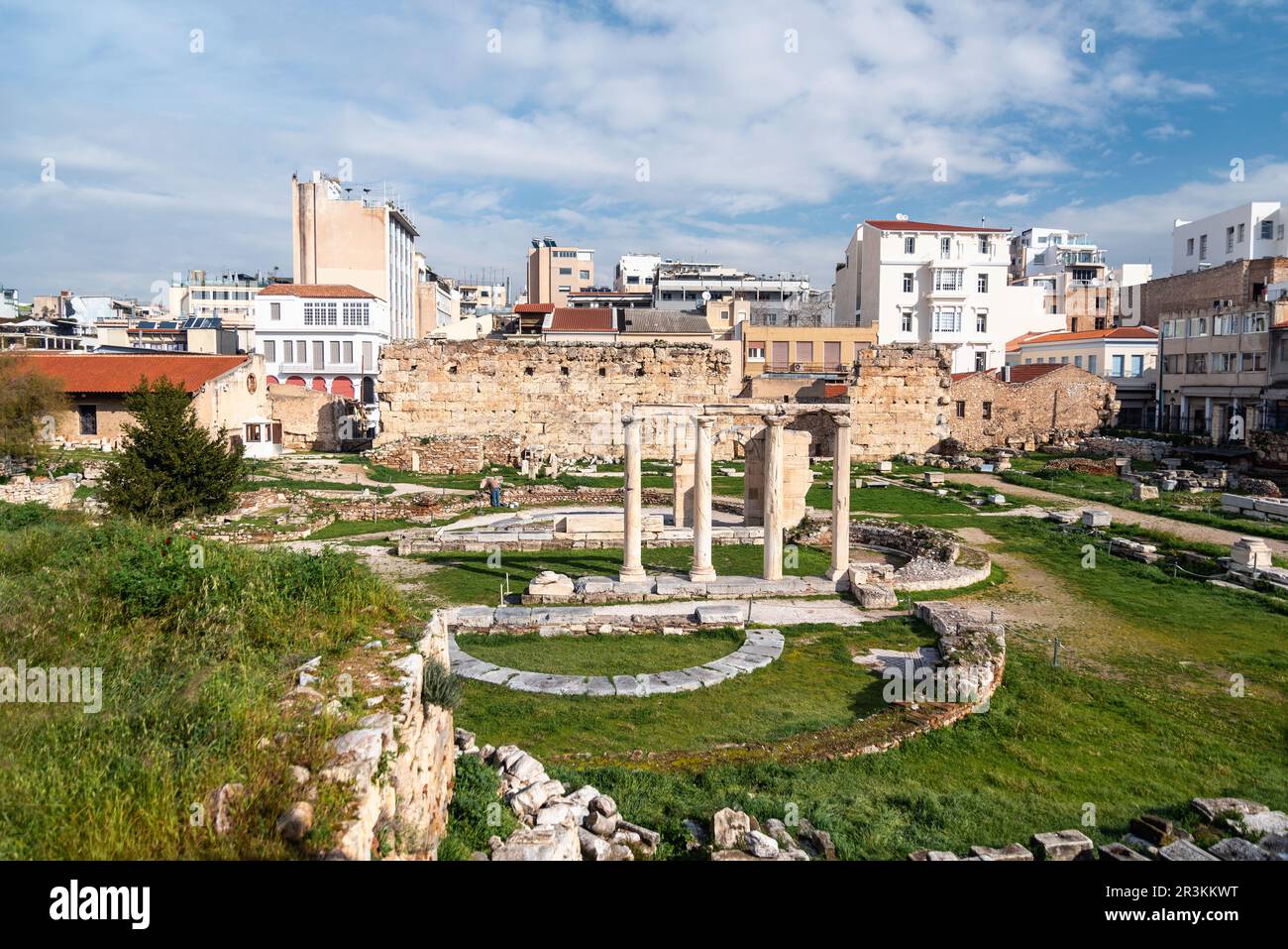 Ancient building with columns in Athens Stock Photo - Alamy