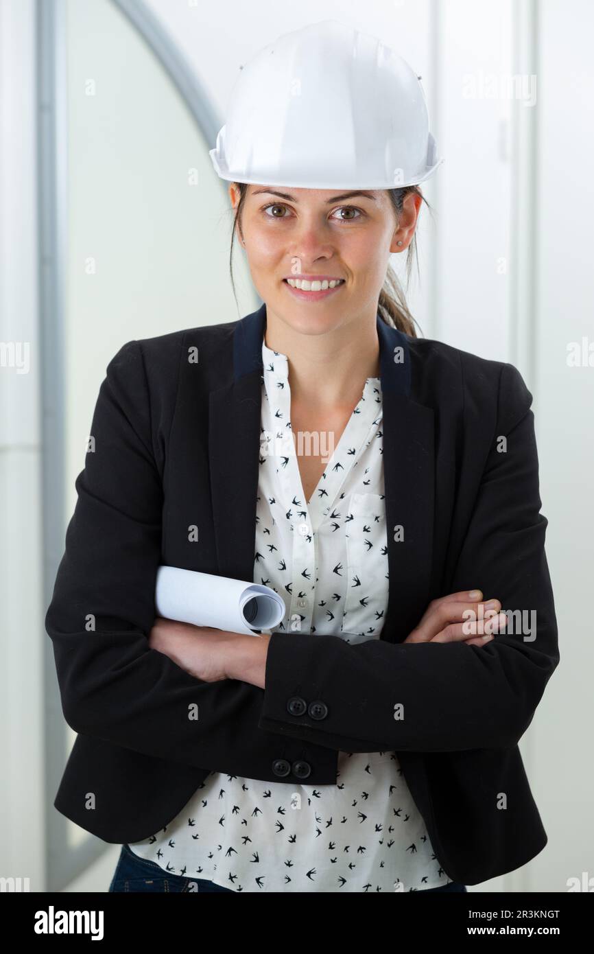 Architect posing crossed arms hi-res stock photography and images - Alamy