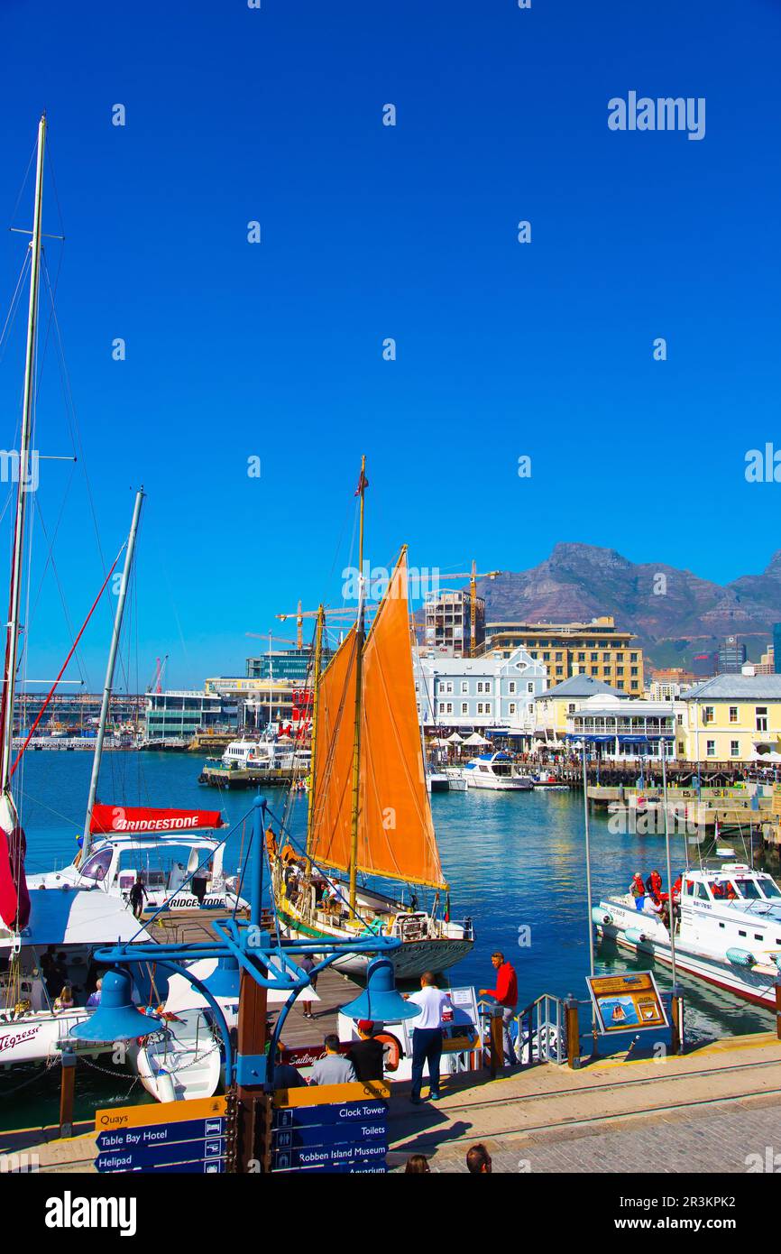 Sunny tourism exotic coast beach hi-res stock photography and images ...