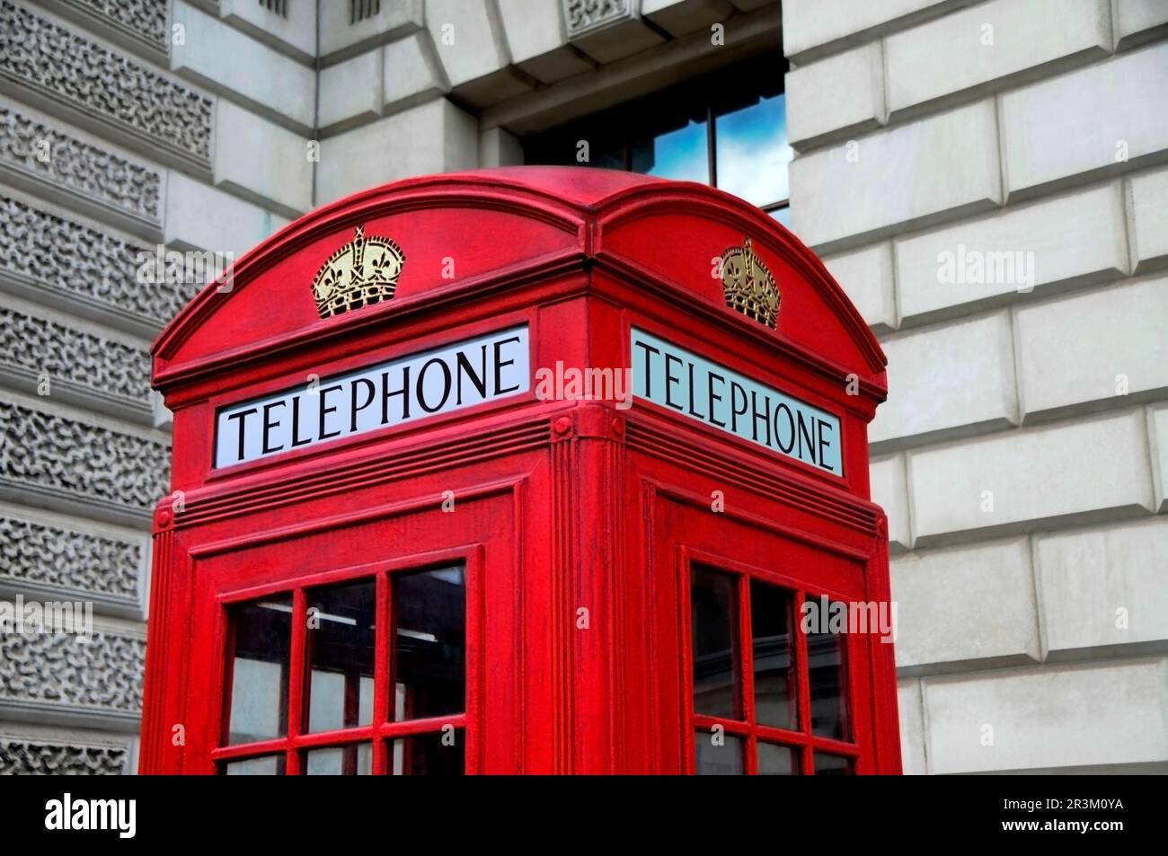 Red telephone box Stock Photo - Alamy