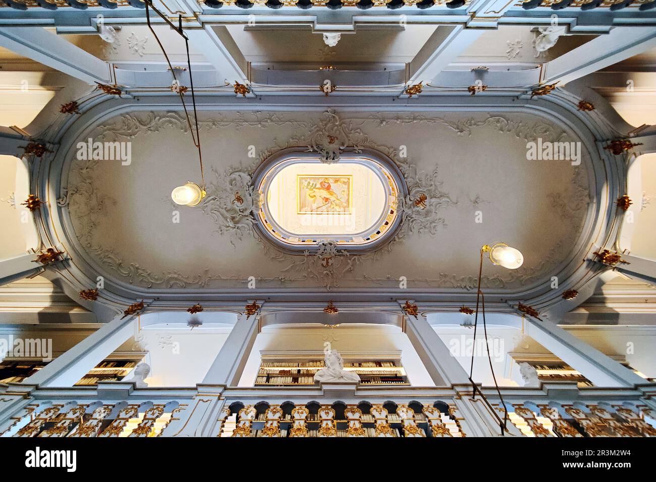 Rococo hall hi-res stock photography and images - Alamy